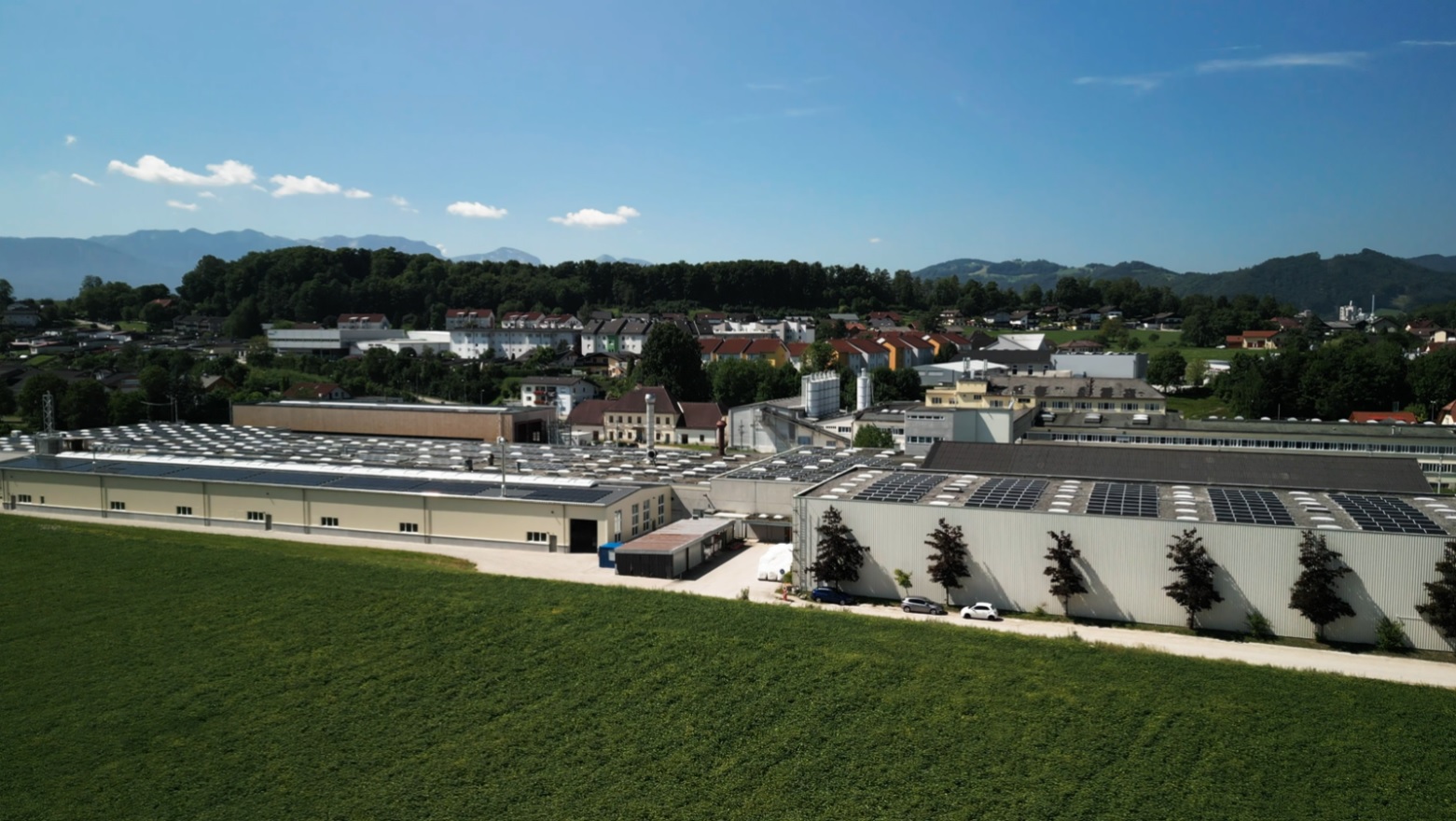 Roca Group pune în funcțiune primul cuptor electric cu tunel din lume ...